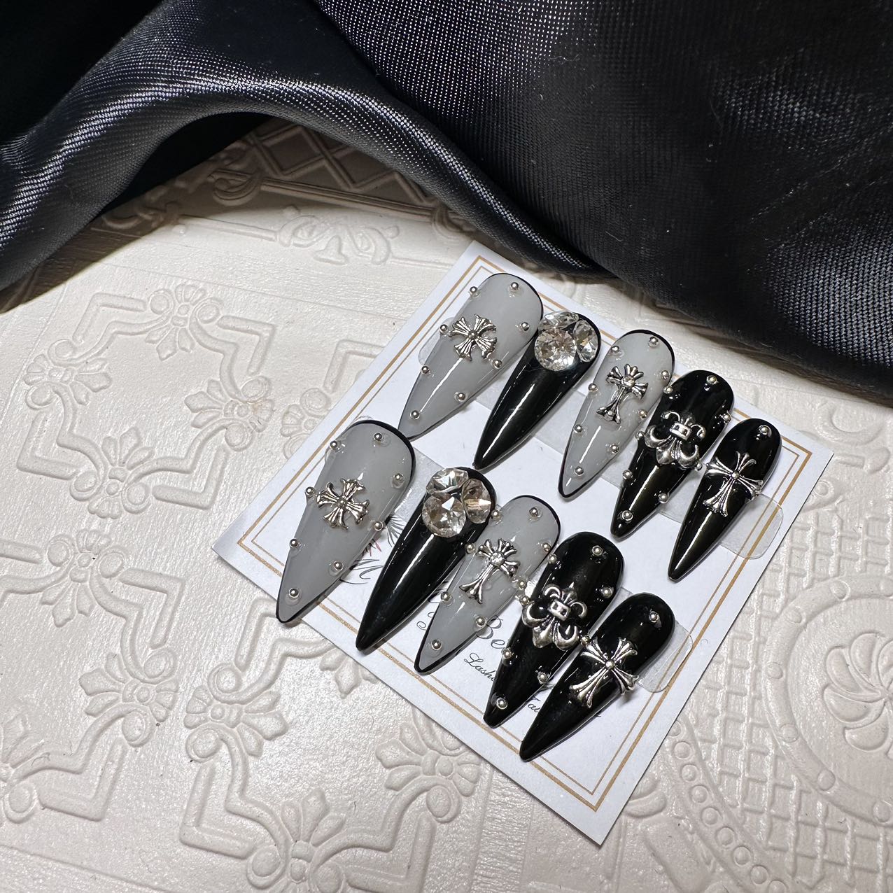 Gothic Obsidian Long Press On Nails – MyBeautylab